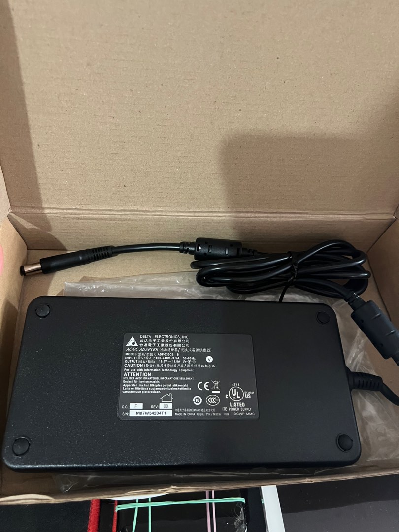 Acer Predator / Delta 230w Charger 19.5v 11.8a Big Pin with Pin Inside ...