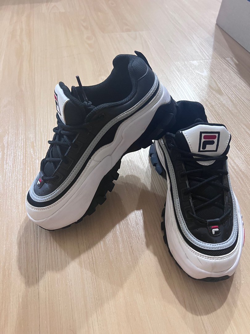 authentic fila shoe, Women's Fashion, Footwear, Sneakers on Carousell