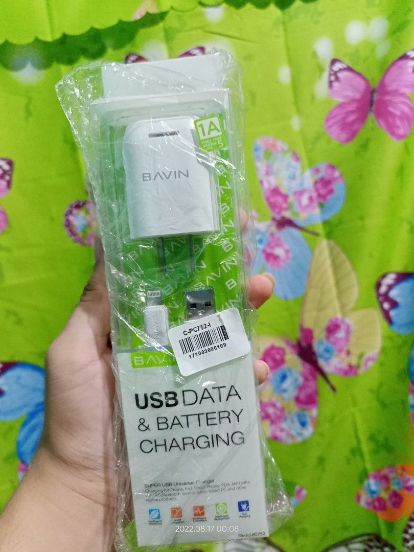 BAVIN PC752 WALL CHARGER WITH 1 METER CABLE TYPE C/ IOS/ MICRO USB, Mobile Phones & Gadgets ...