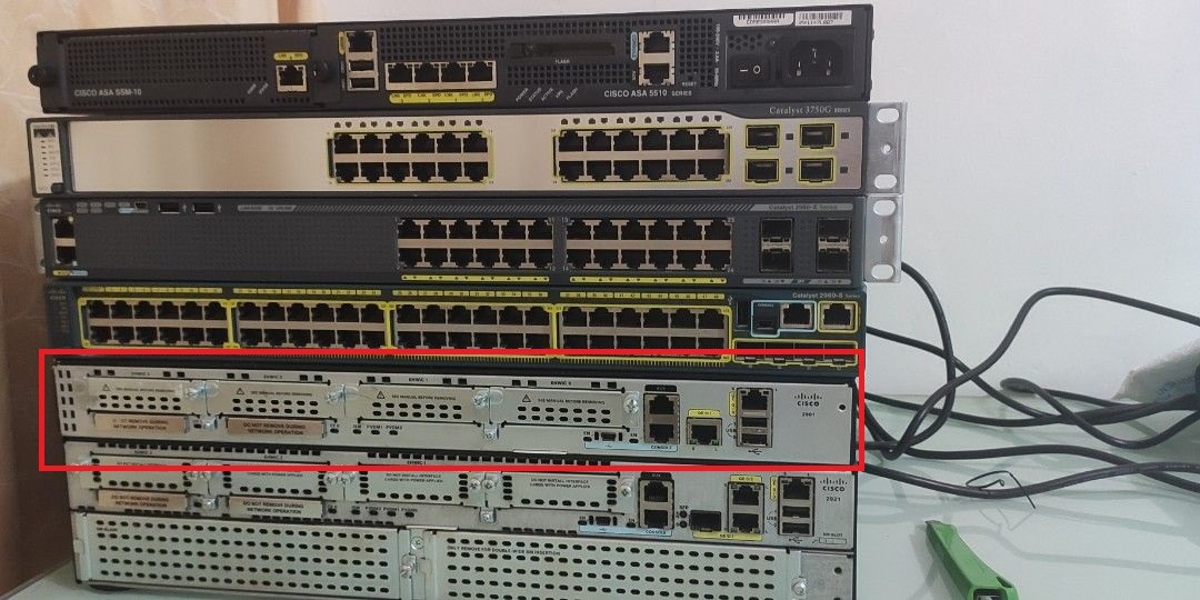 CISCO ISR 2901 router, Computers & Tech, Parts & Accessories ...