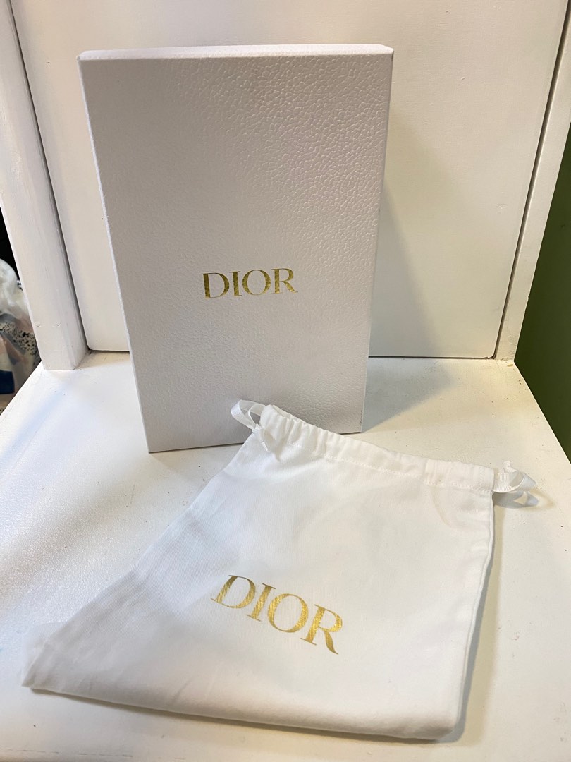 Dior Shoe Box , Women's Fashion, Jewelry & Organizers, Accessory Holder ...