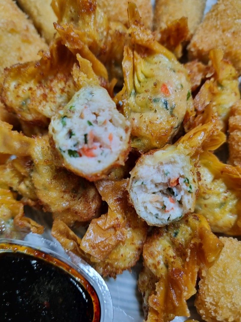 Frozen chicken wantan, Food & Drinks, Chilled & Frozen Food on Carousell