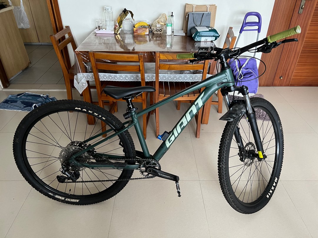 Giant Talon 3, Sports Equipment, Bicycles & Parts, Bicycles on Carousell