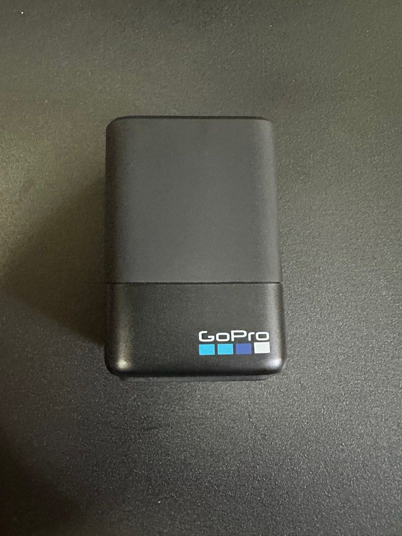 GoPro Hero 8 Black Dual Battery Charger, Photography, Cameras on Carousell