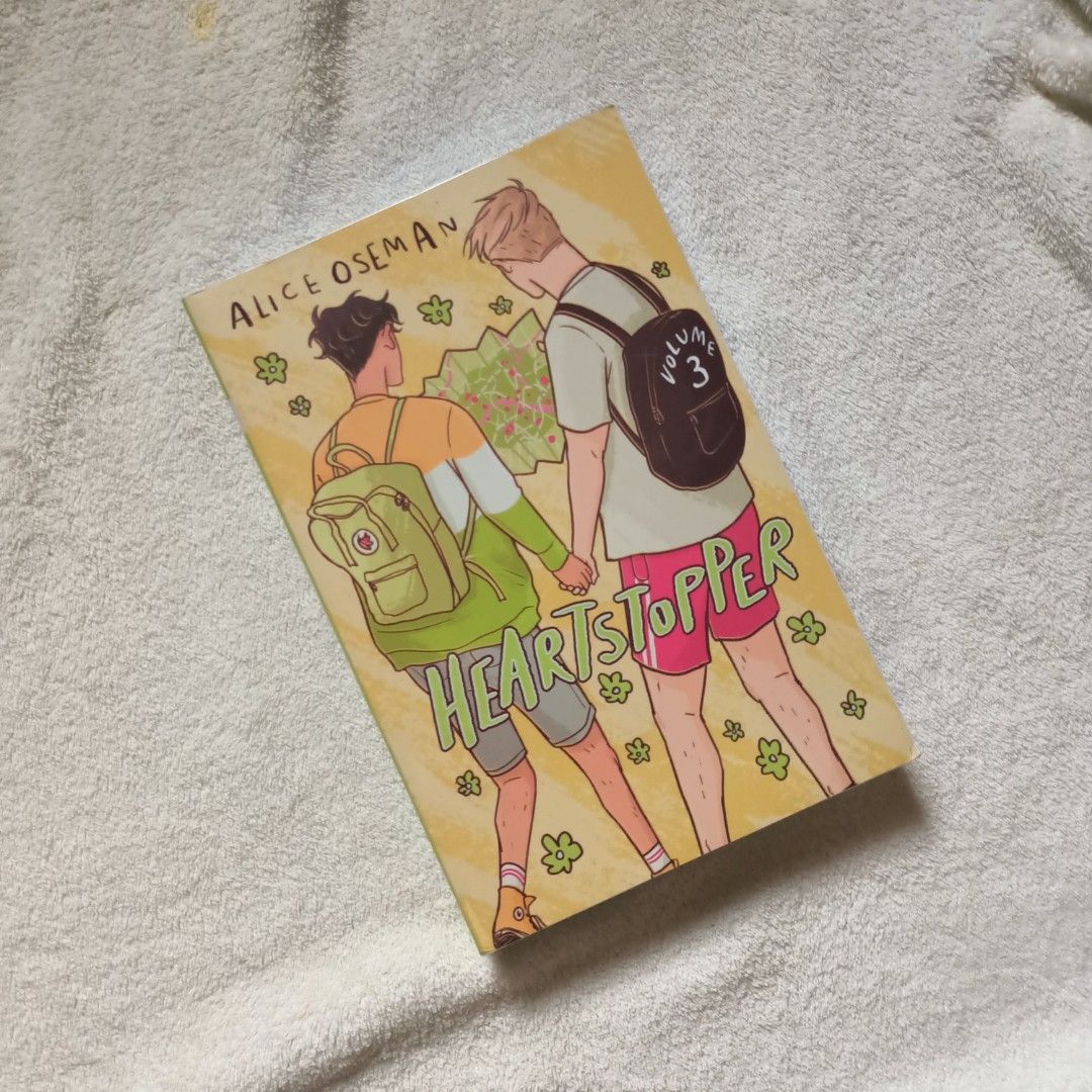 HEARTSTOPPER VOL 1-4, Hobbies & Toys, Books & Magazines, Fiction & Non ...