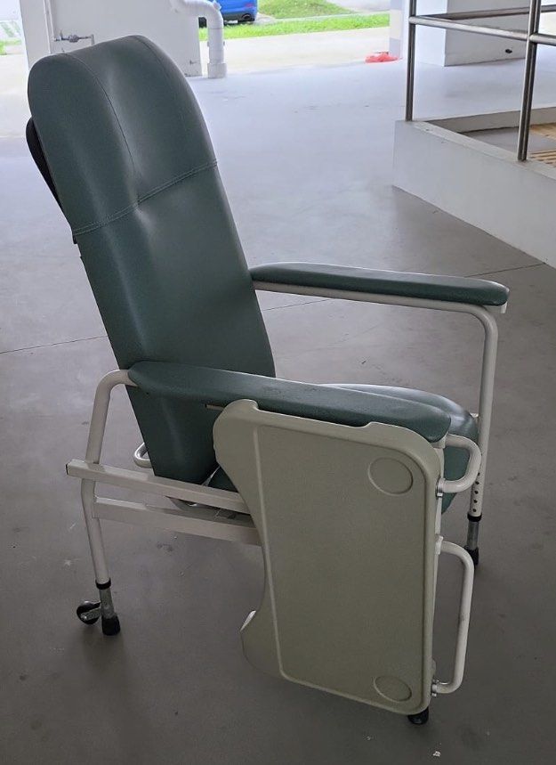 Height Adjustable Stationary Geriatric Chair with Tray, Furniture ...