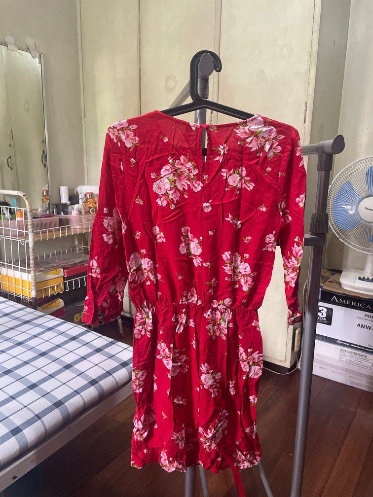H&M Red Floral Dress CODE D0006 on Carousell