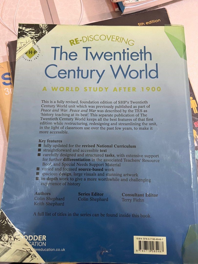 IGCSE history book y7/8, Hobbies & Toys, Books & Magazines, Textbooks ... IGCSE history book y7/8, Hobbies & Toys, Books & Magazines, Textbooks ...