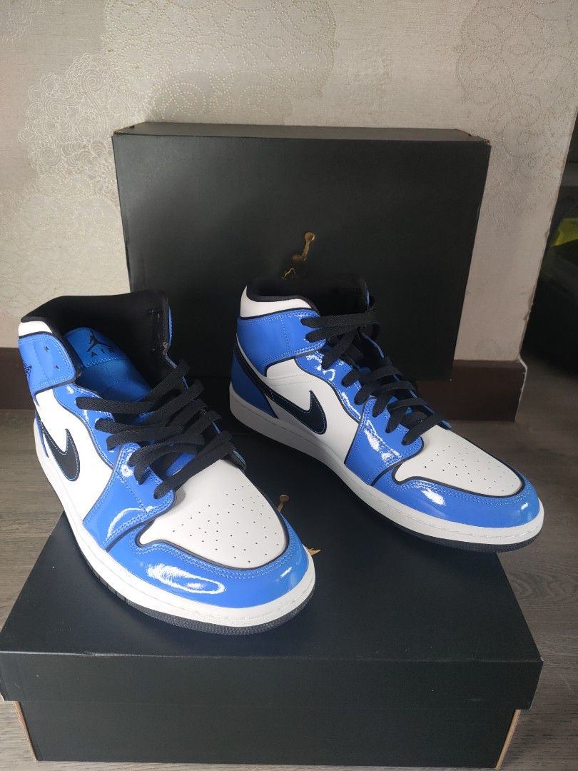 Air Jordan Signal Blue black white, Men's Fashion, Footwear, Sneakers ...