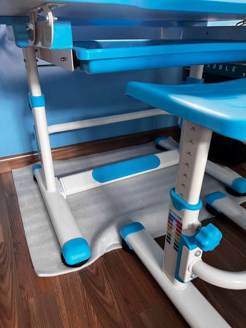 Junior einstein multi-feature ergonomic study table, Babies & Kids ...