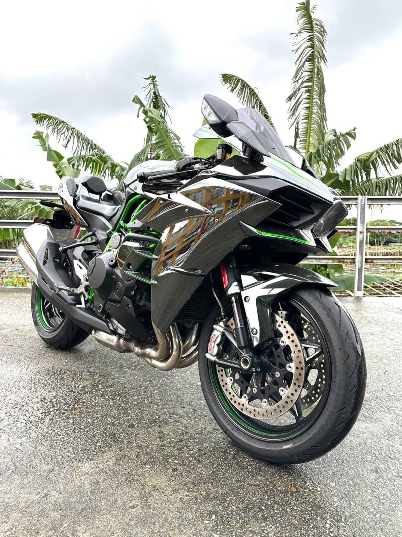 KAWASAKI H2, 機車, 重機在旋轉拍賣