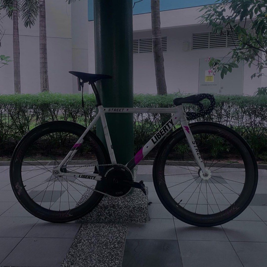 liberty v3 pearl white, Sports Equipment, Bicycles & Parts, Bicycles on ...