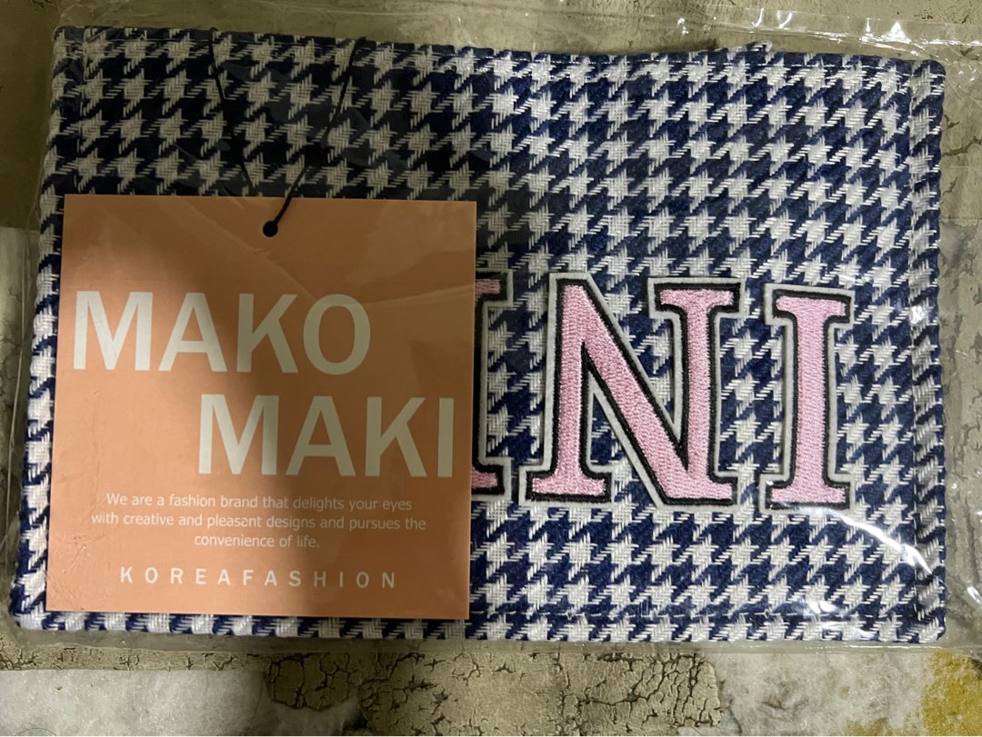 Makomaki mini sling bag, Women's Fashion, Bags & Wallets, Cross-body ...