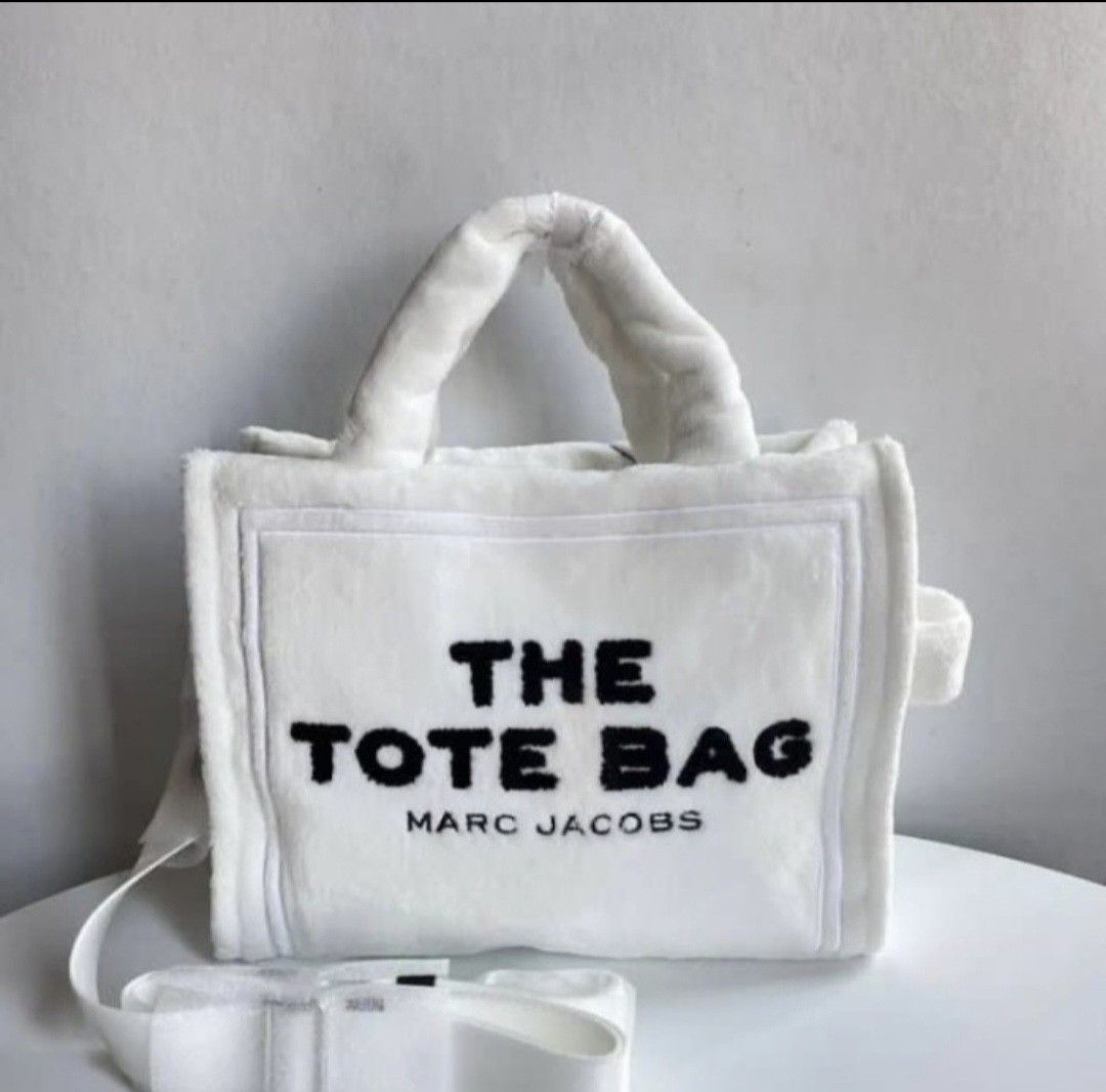 Marc jacobs tote, Barang Mewah, Tas & Dompet di Carousell