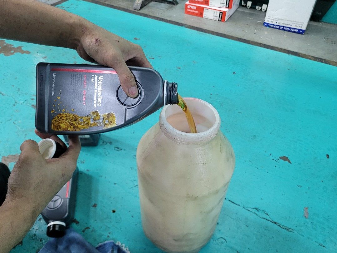 Mercedes Benz C Class C200 Mild Hybrid (W205) - Petronas Syntium 7000 ...