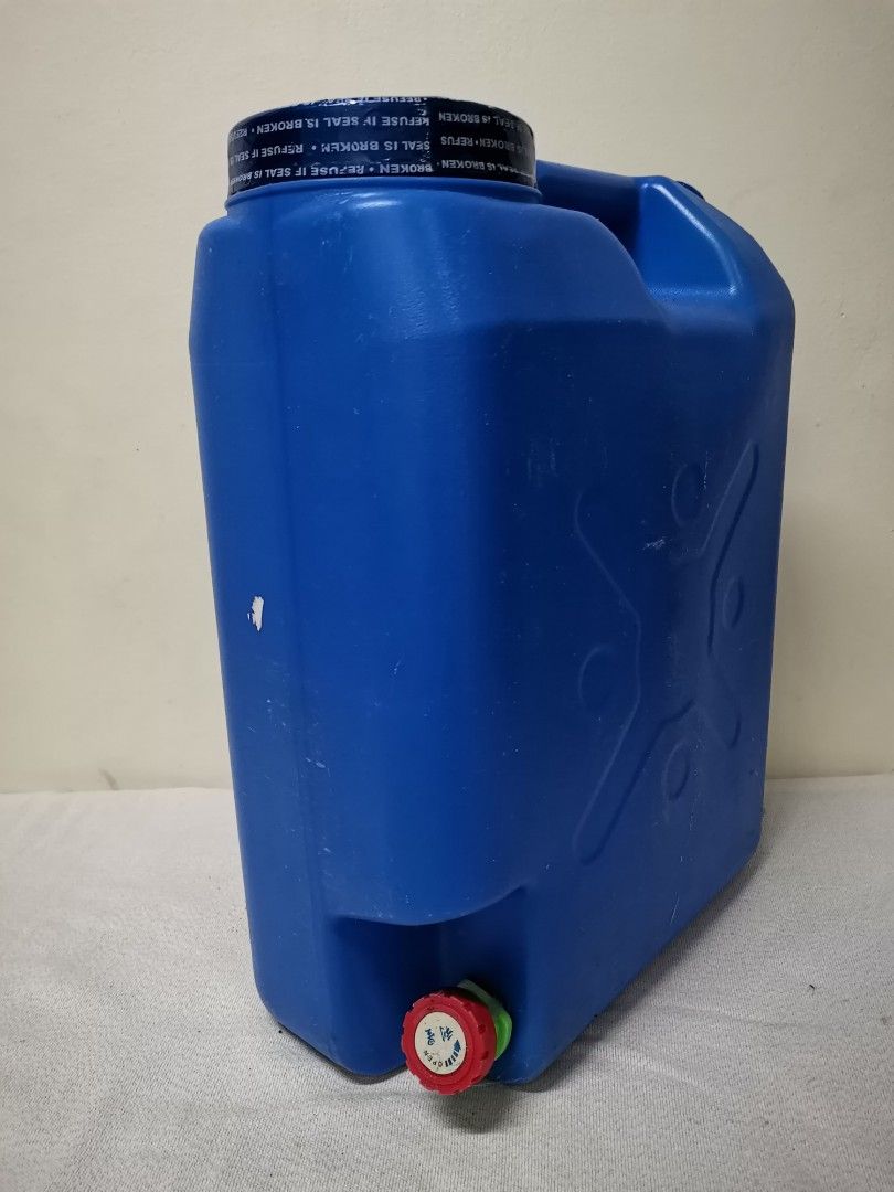 Mineral water container, Furniture & Home Living, Kitchenware ...