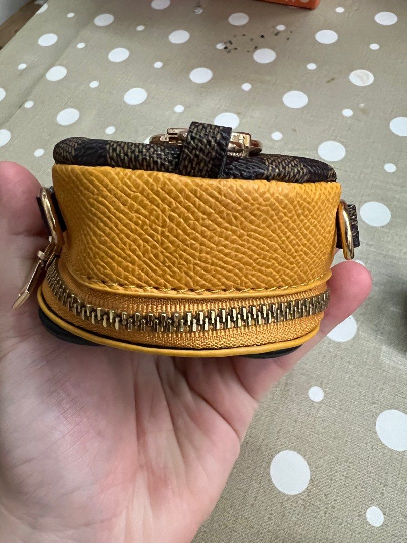 Minion Coin Pouch, Women's Fashion, Bags & Wallets, Purses & Pouches on ...