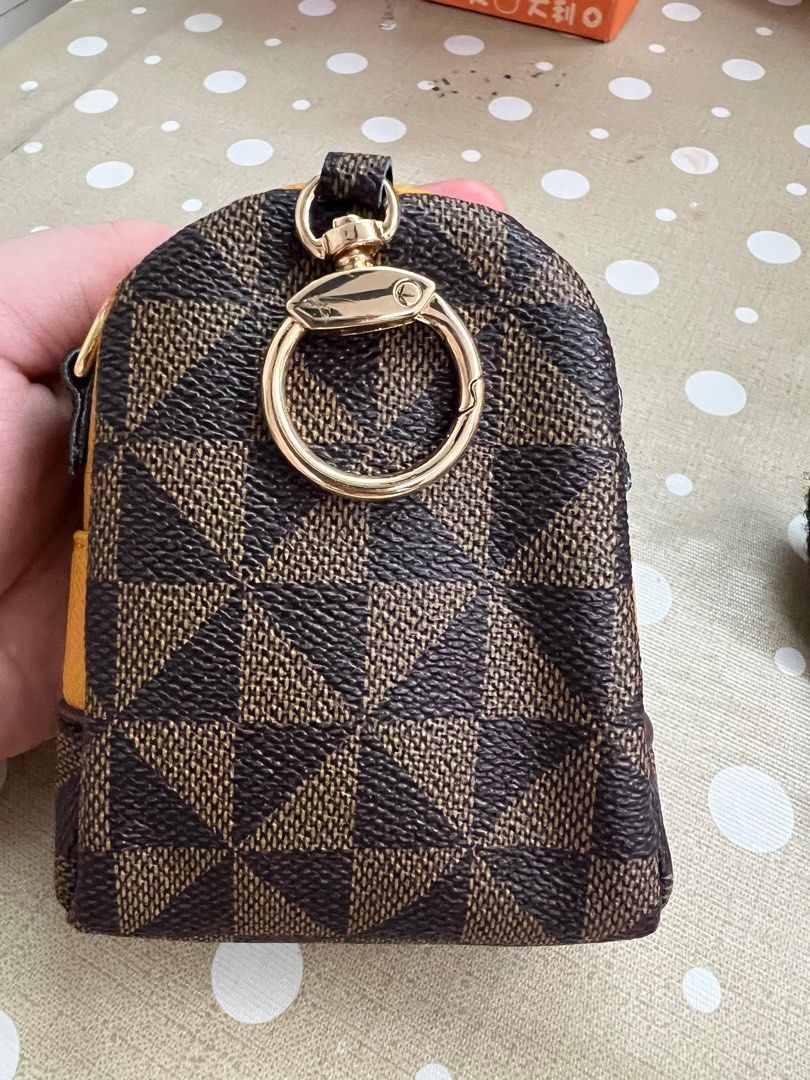 Minion Coin Pouch, Women's Fashion, Bags & Wallets, Purses & Pouches on ...