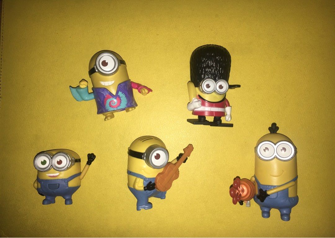 COMPLETE: Minions and Despicable Me 3 Happy Meal, Hobbies & Toys, Toys ...