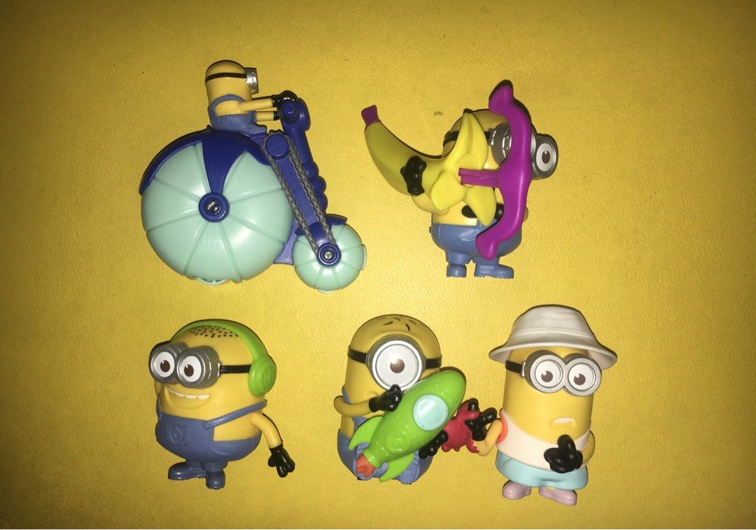 COMPLETE: Minions and Despicable Me 3 Happy Meal, Hobbies & Toys, Toys ...