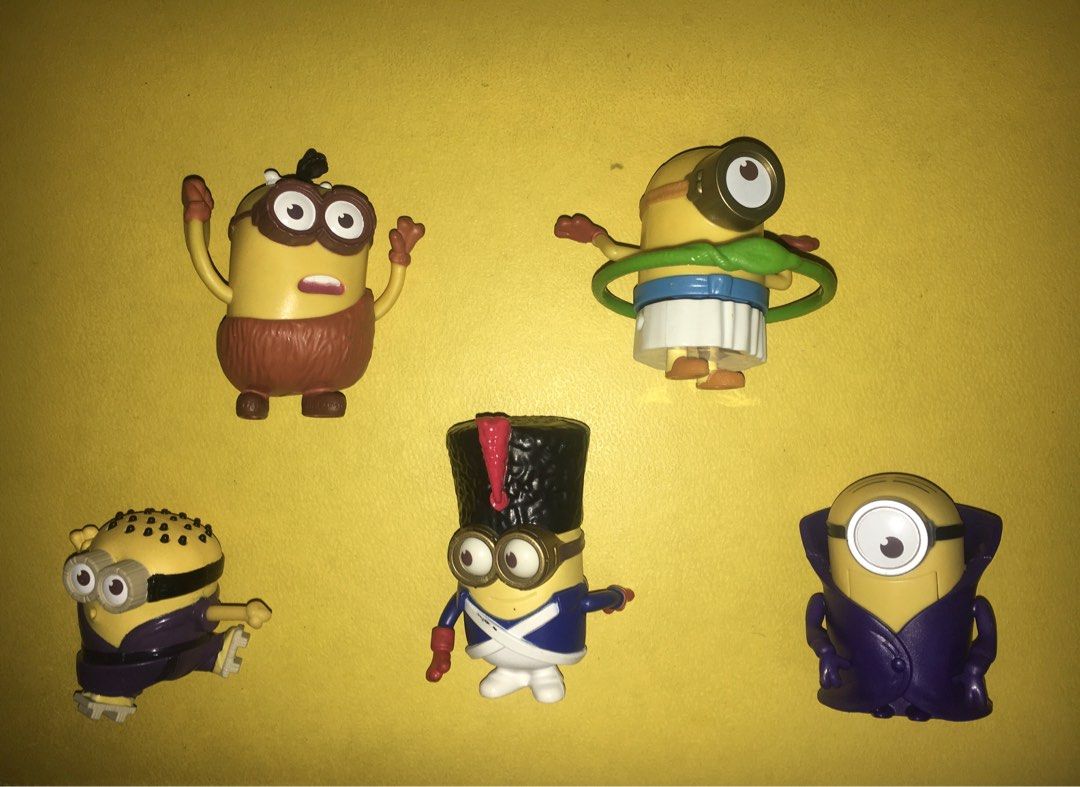 COMPLETE: Minions and Despicable Me 3 Happy Meal, Hobbies & Toys, Toys ...