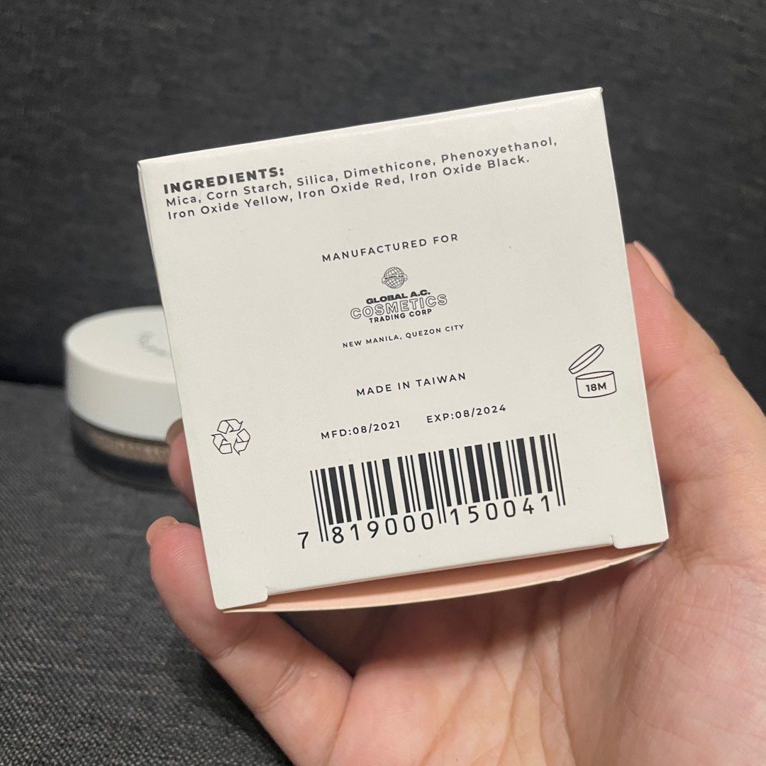 New Issy and Co Weightless Loose Powder, Beauty & Personal Care, Face ...