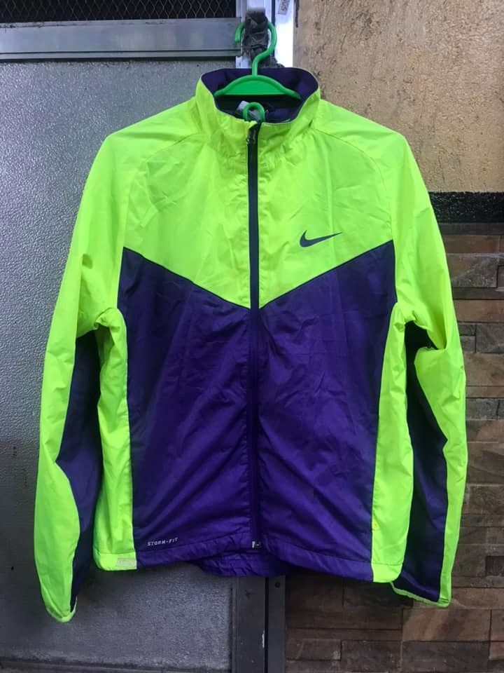 NIKE WindBreaker Jacket Size Medium, Men's Fashion, Coats, Jackets and ...
