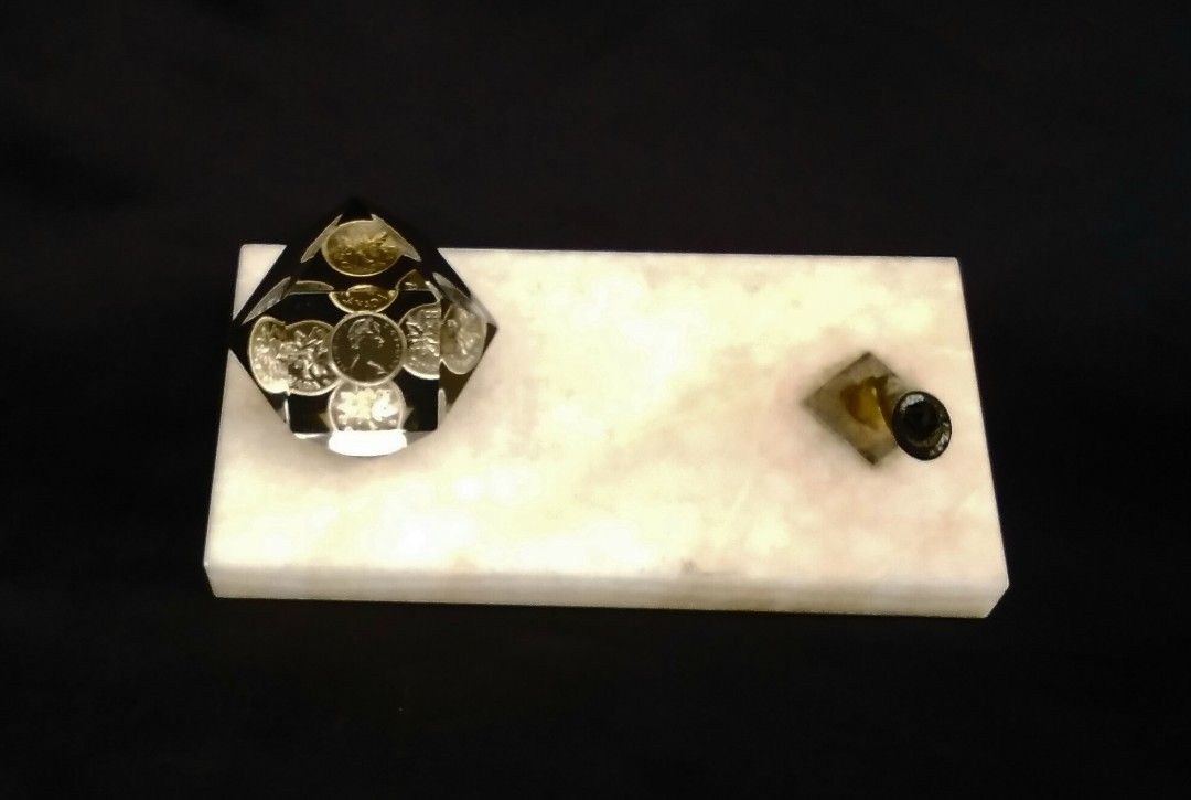 Old table pen holder, Hobbies & Toys, Collectibles & Memorabilia ...