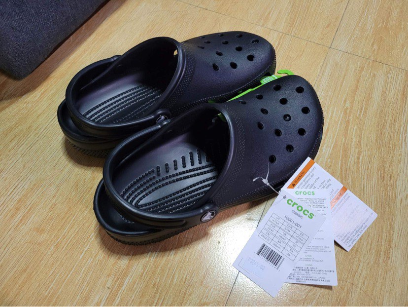 Original CROCS classic Clogs for men, Men's Fashion, Footwear, Slippers ...