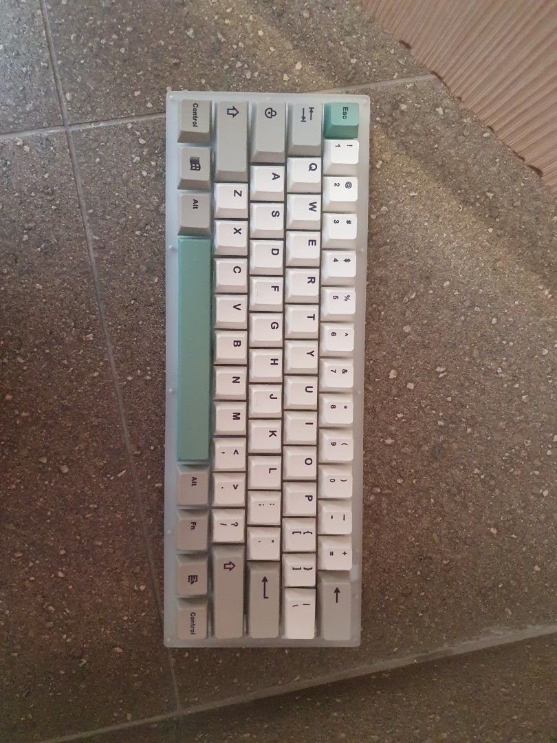 PBT keycaps 9009 colourway, Computers & Tech, Parts & Accessories ...