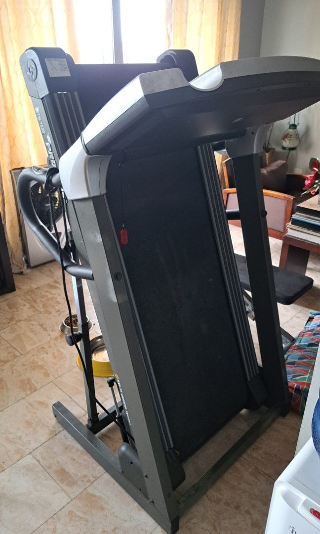 Proteus MTM 7520 running machine treadmill, Sports Equipment, Exercise ...