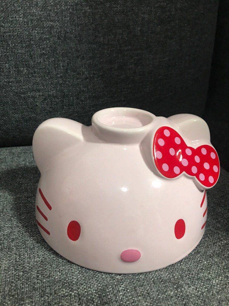 Sanrio 2008 hello Kitty pink claypot, Furniture & Home Living ...