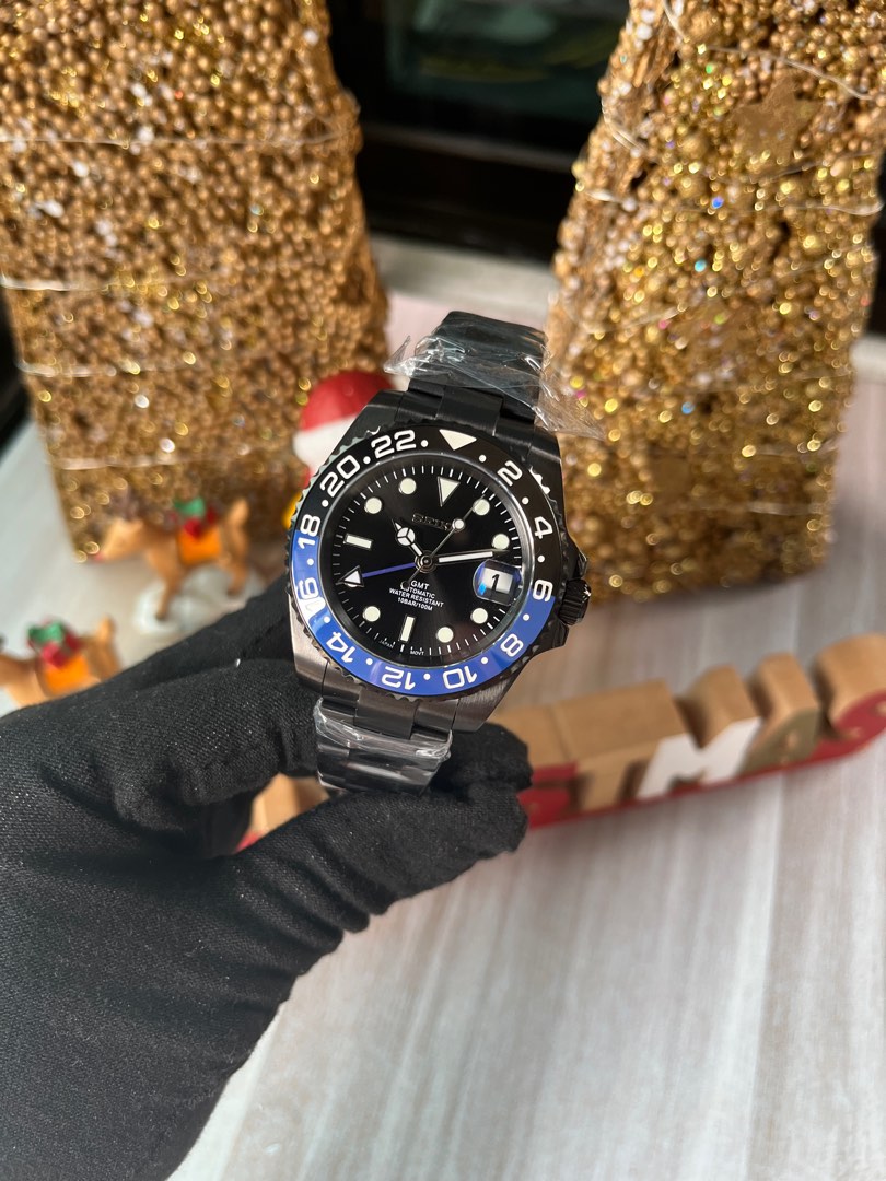 Seiko Stealth Batman GMT Mod, Luxury, Watches on Carousell