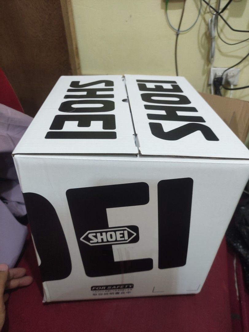 Shoei helmet, Motorbikes, Motorbike Parts & Accessories, Helmets and ...