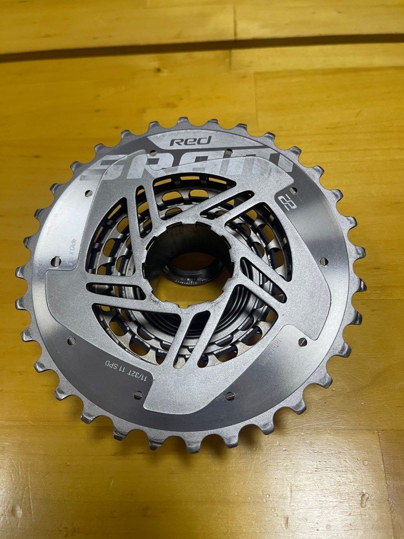 SRAM Red 22 XGlide 11s cassette (11-32), Sports Equipment, Bicycles ...