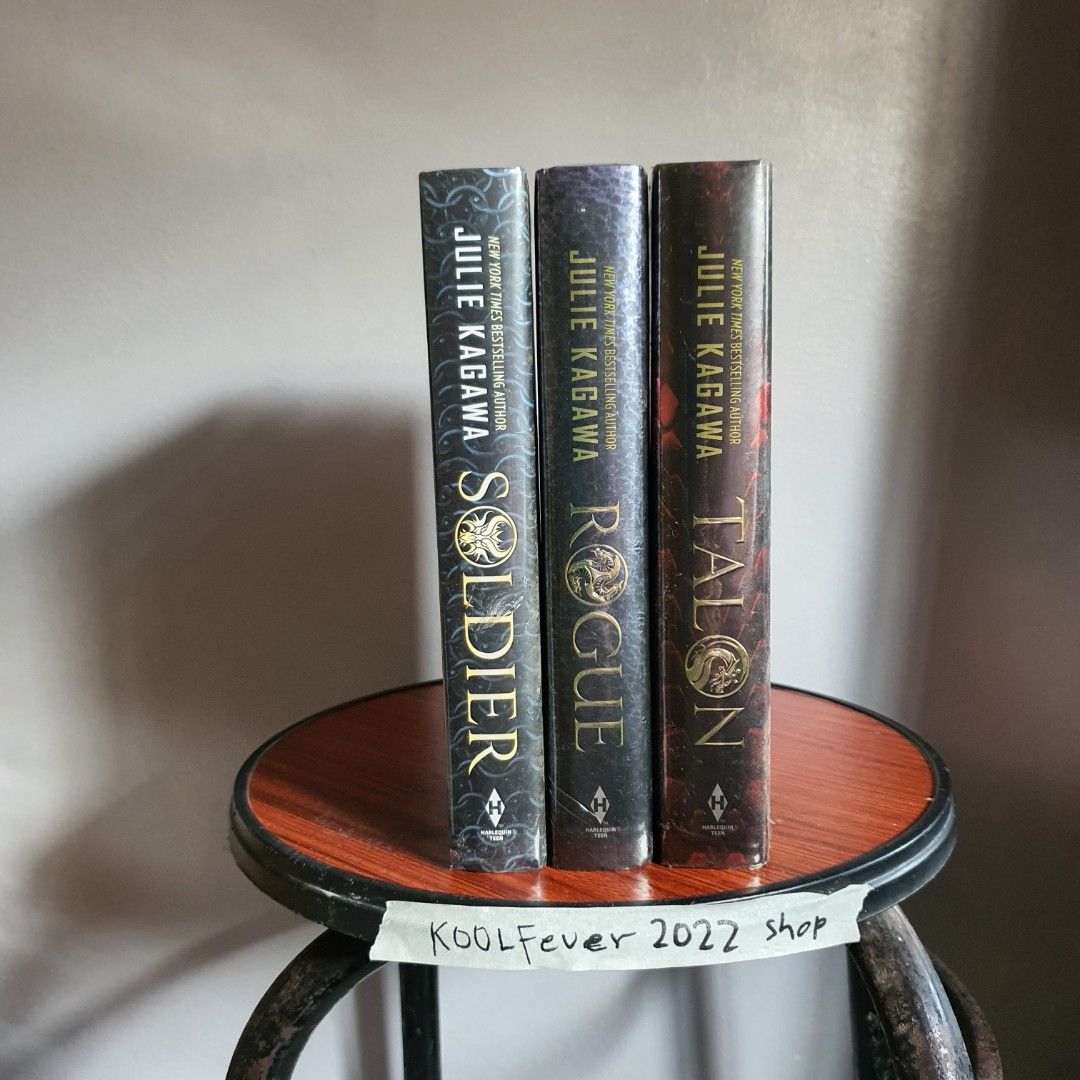 Talon series by Julie Kagawa, Hobbies & Toys, Books & Magazines ...