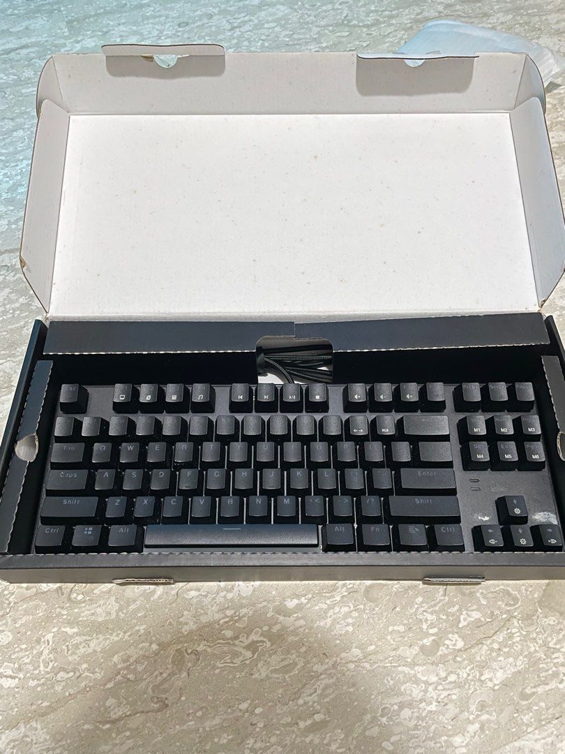 Tecware Phantom TKL Blue Switch Keyboard, Computers & Tech, Parts ...