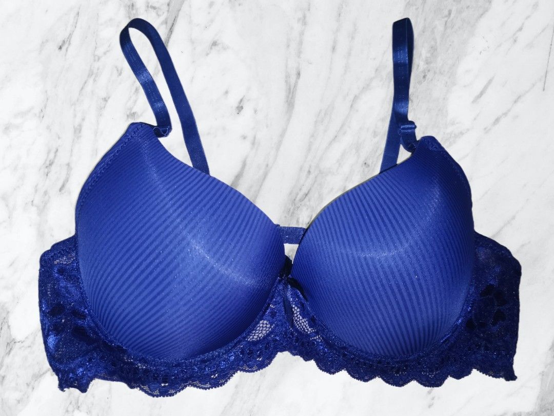 TRIUMPH PLUS SIZE WITH WIRE, Women's Fashion, Undergarments ...