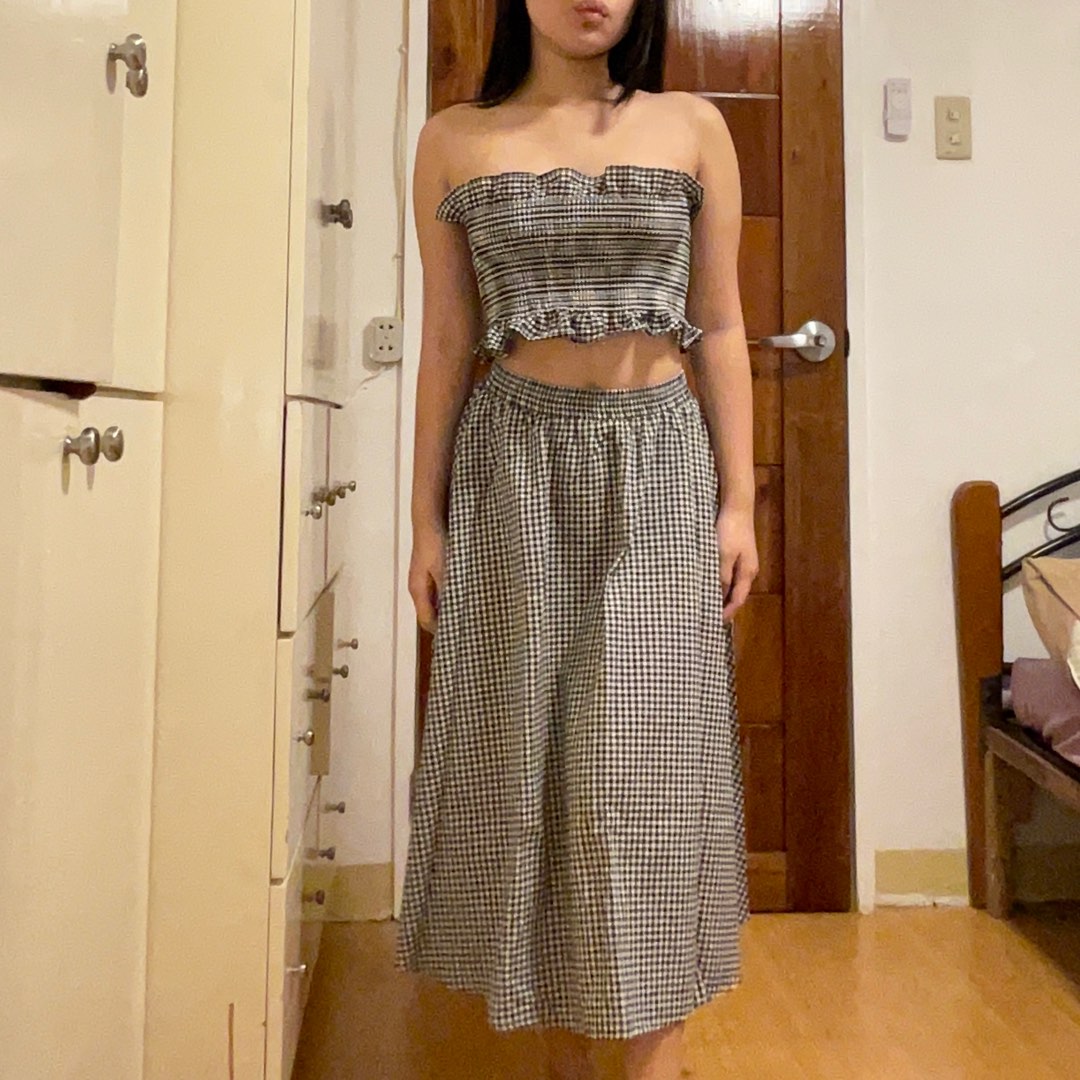 tube and maxi skirt beach set, Women's Fashion, Dresses & Sets, Sets or ...
