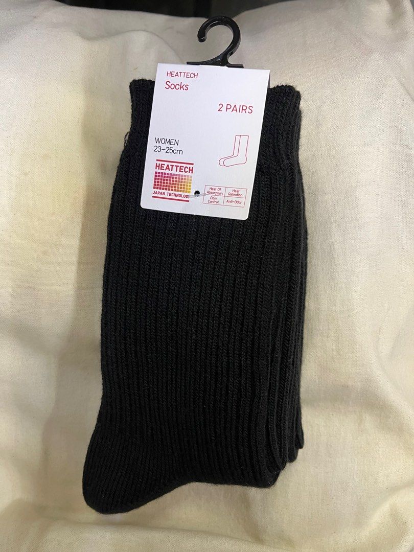 Uniqlo heat tech socks, Men's Fashion, Watches & Accessories, Socks on ...