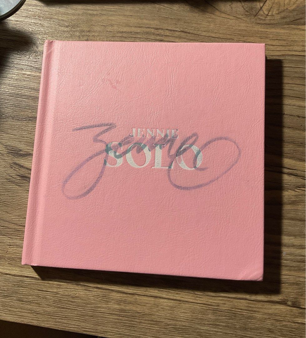 wts blackpink jennie solo signed album, Hobbies & Toys, Memorabilia ...