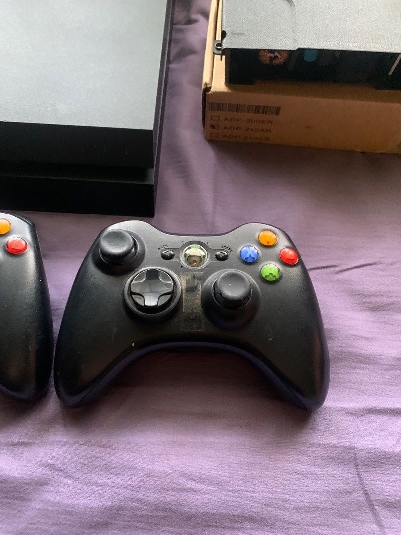 Xbox 360 controller, Video Gaming, Video Game Consoles, Xbox on Carousell