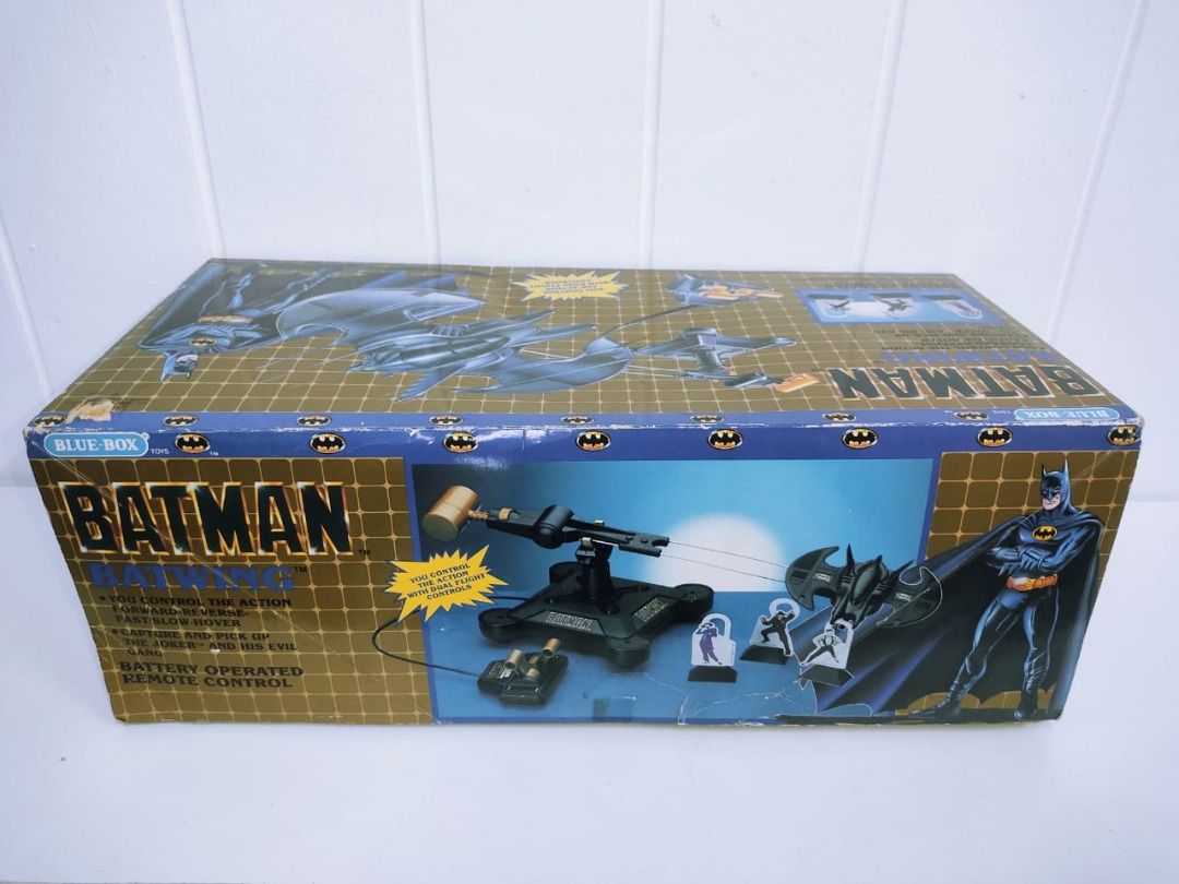 1989 BATMAN BATWING BATTERY OPERATED REMOTE CONTROL BLUE BOX MICHAEL ...