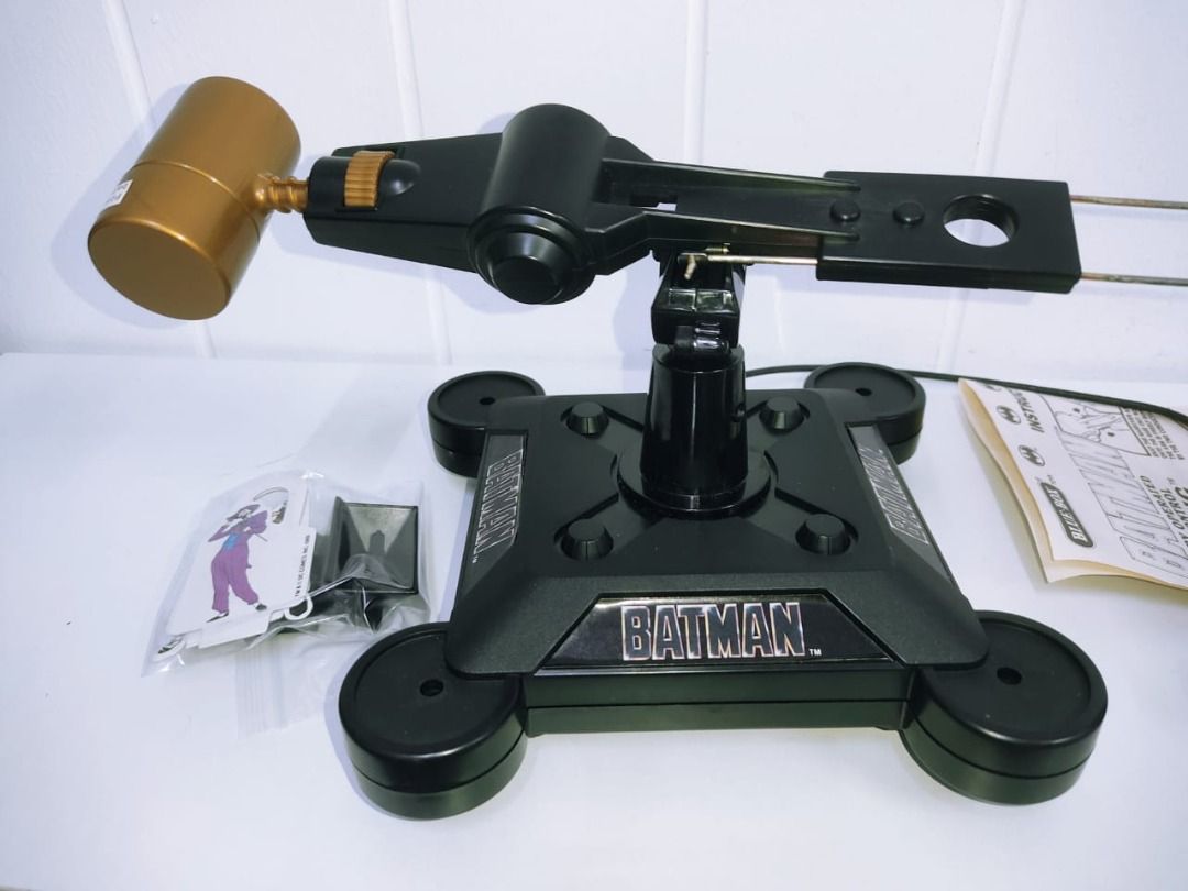 1989 BATMAN BATWING BATTERY OPERATED REMOTE CONTROL BLUE BOX MICHAEL ...