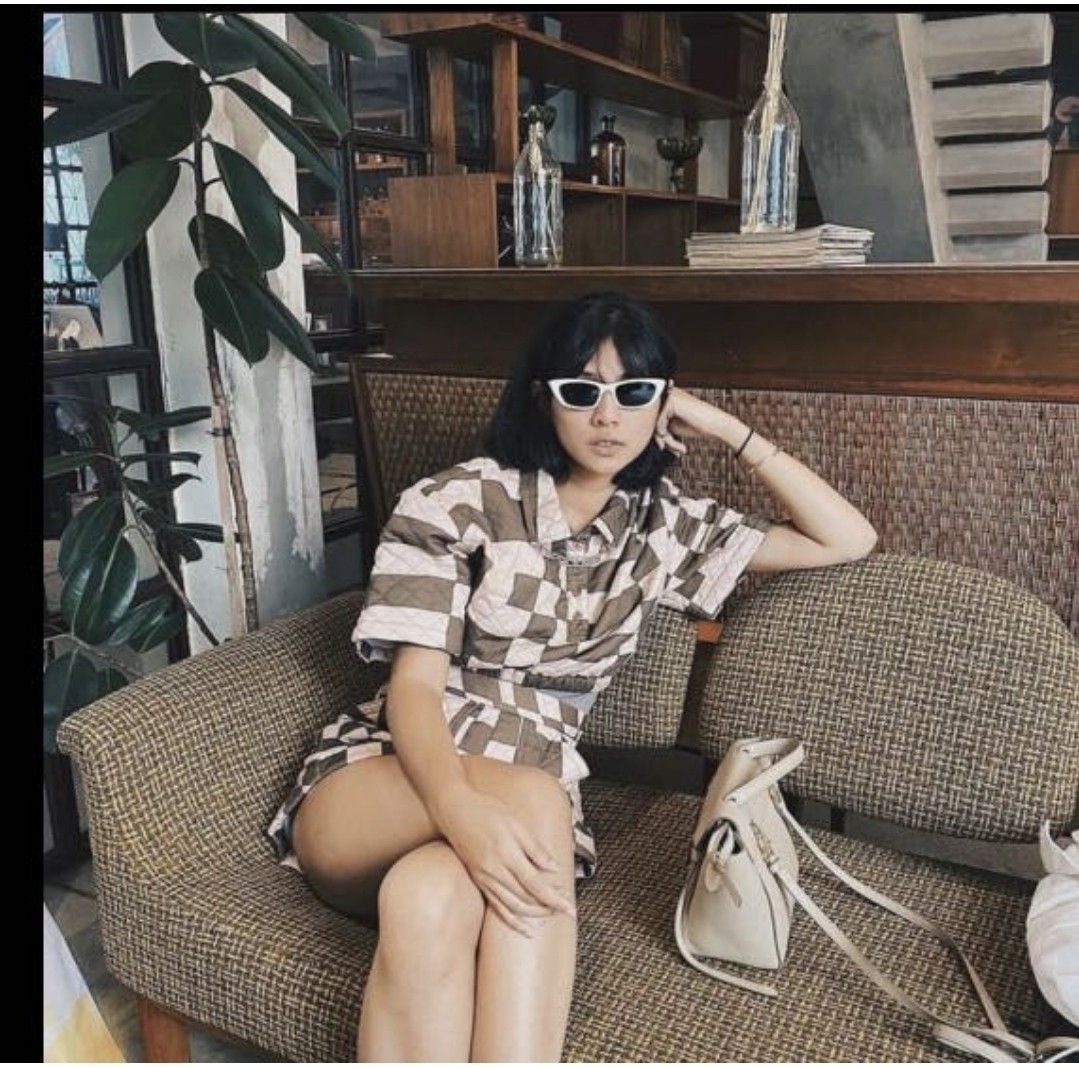 3 Mongkis X Kallula Bam Mastro - Pixel Quilted Top, Fesyen Wanita ...