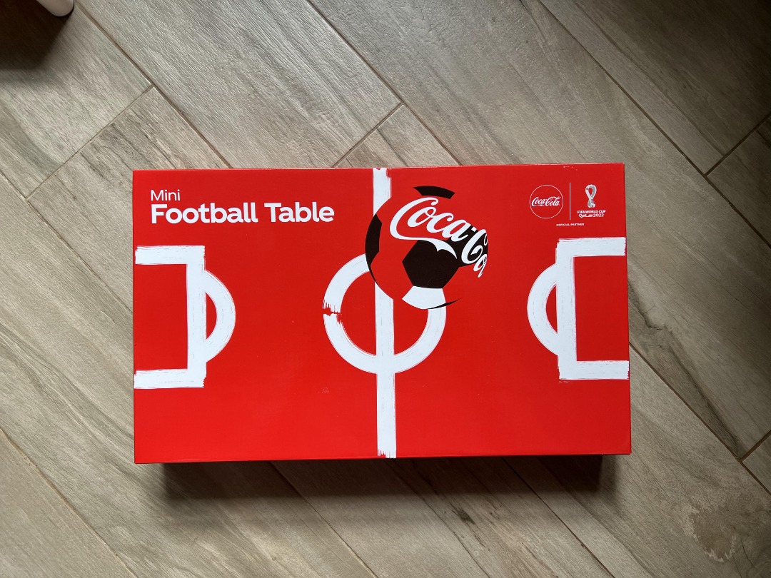 二手 Coca Cola Mini Football Table FIFA World Cup Qatar 2022 足球機, 興趣及遊戲 ...