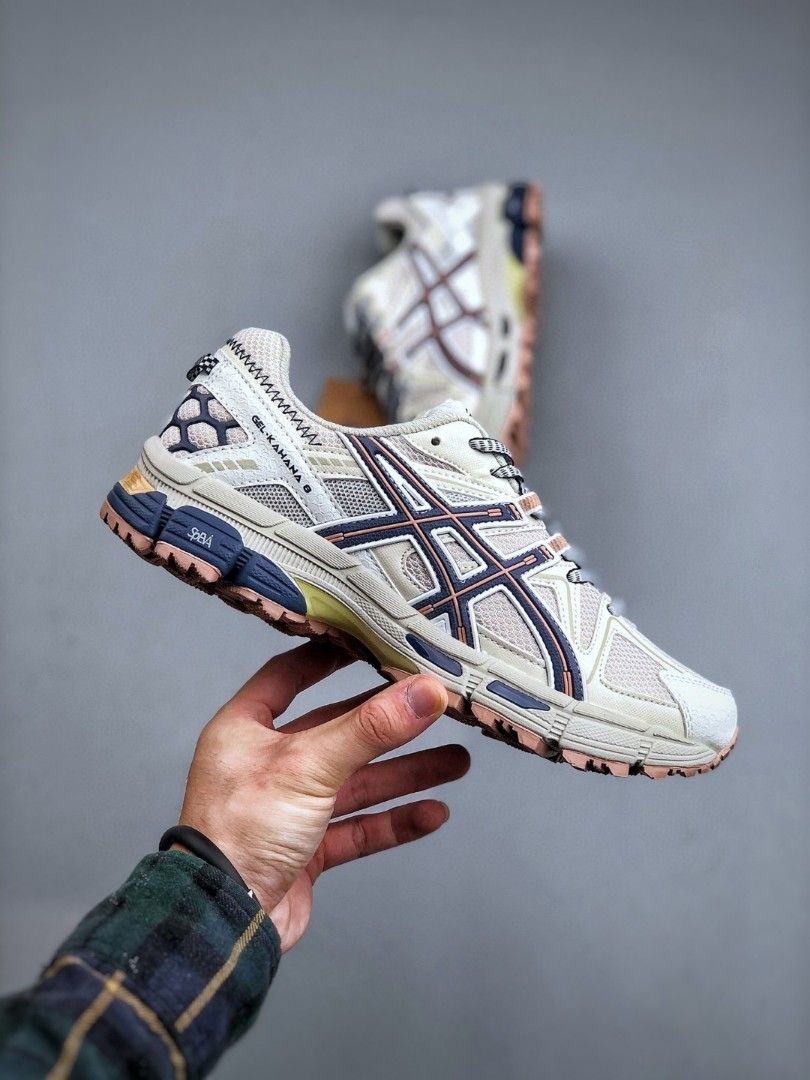 ASICS Gel-Kahana 8, 男裝, 鞋, 波鞋 - Carousell