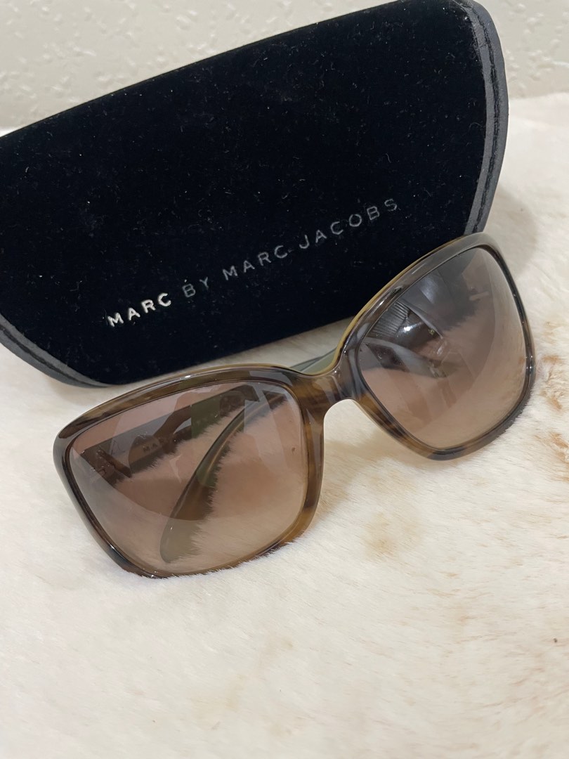 auth marc jacobs shades, Women's Fashion, Watches & Accessories ...
