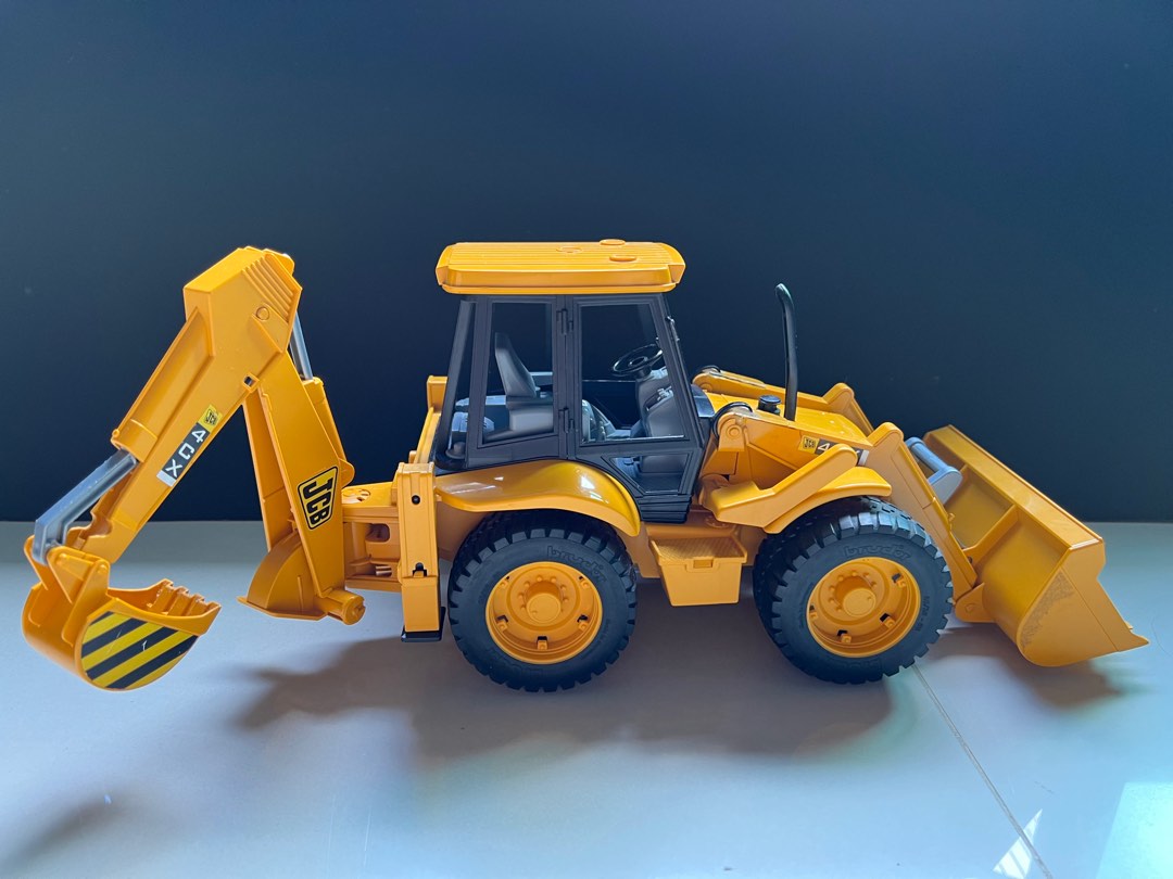 Bruder JCB 4CX Backhoe, Hobbies & Toys, Toys & Games on Carousell