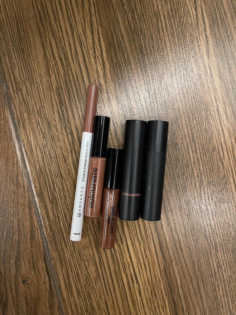 Colourette set, Beauty & Personal Care, Face, Makeup on Carousell